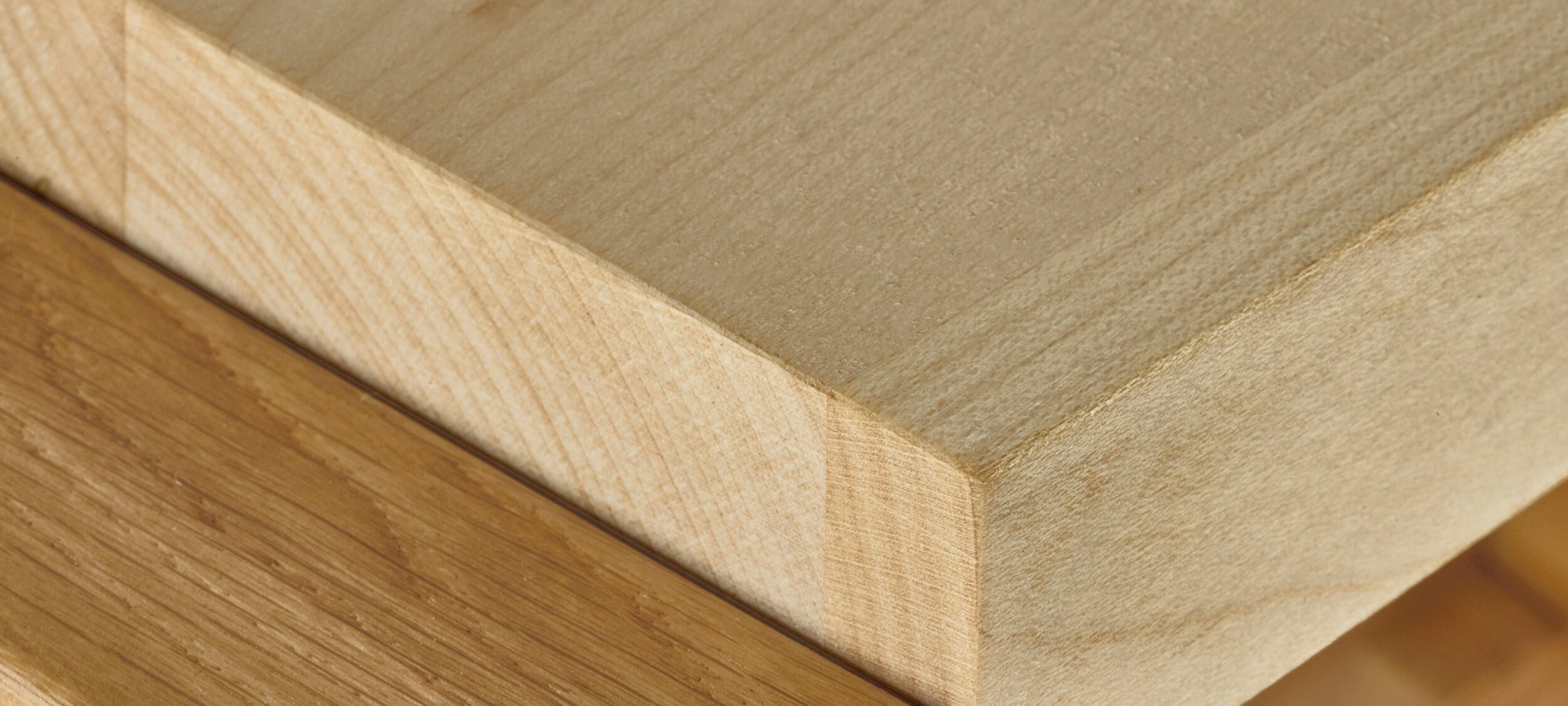 Larch wood: properties and care | Manufactum