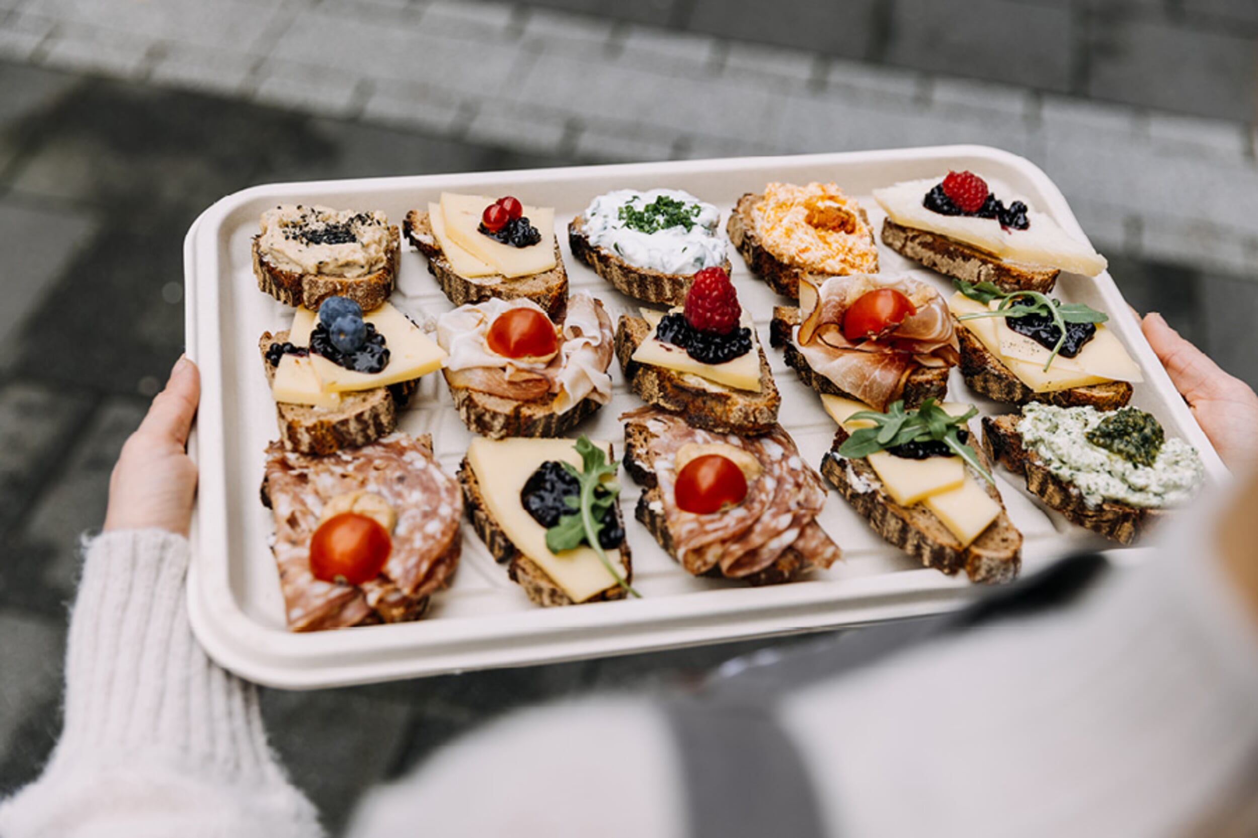Belegte Stullen einfach online bestellen | Catering mit Biss